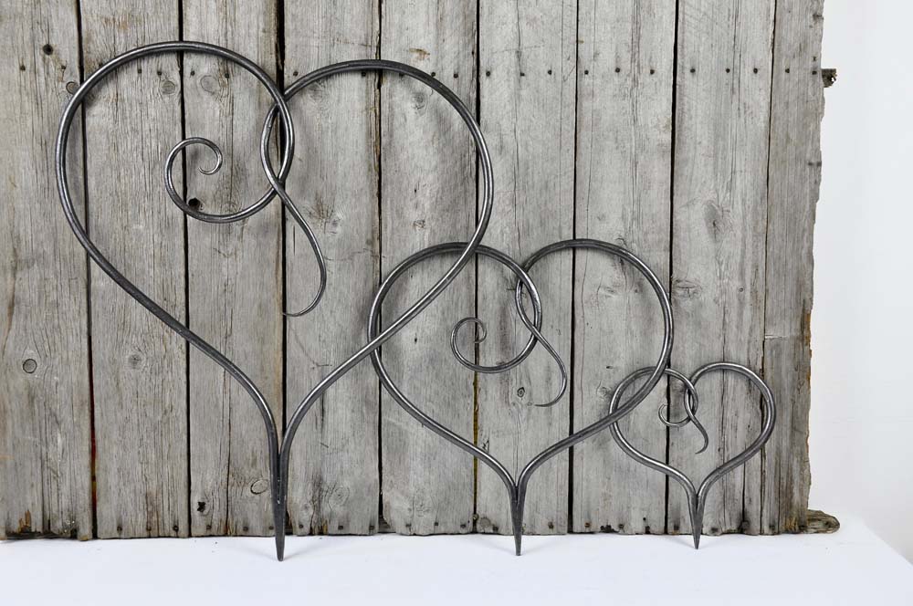 Swann Forge Handmade Artisan Wall Hanging Scroll Hearts